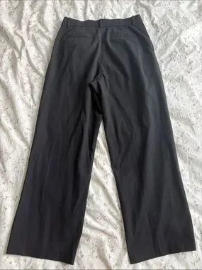 Uniqlo | Pants & Jumpsuits | Uniqlo Black Wideleg Pleated Dress Pants ...